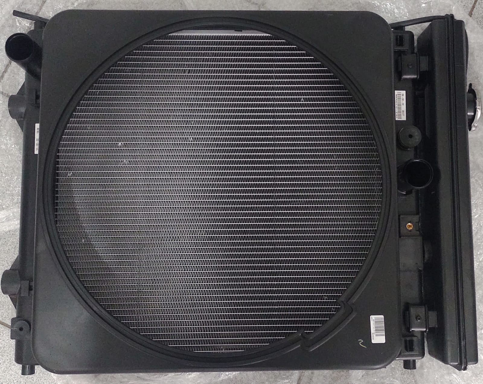 Radiador do Motor – RR51348 ( T430481 ) – RR51288 ( T430479 ) (novo ...